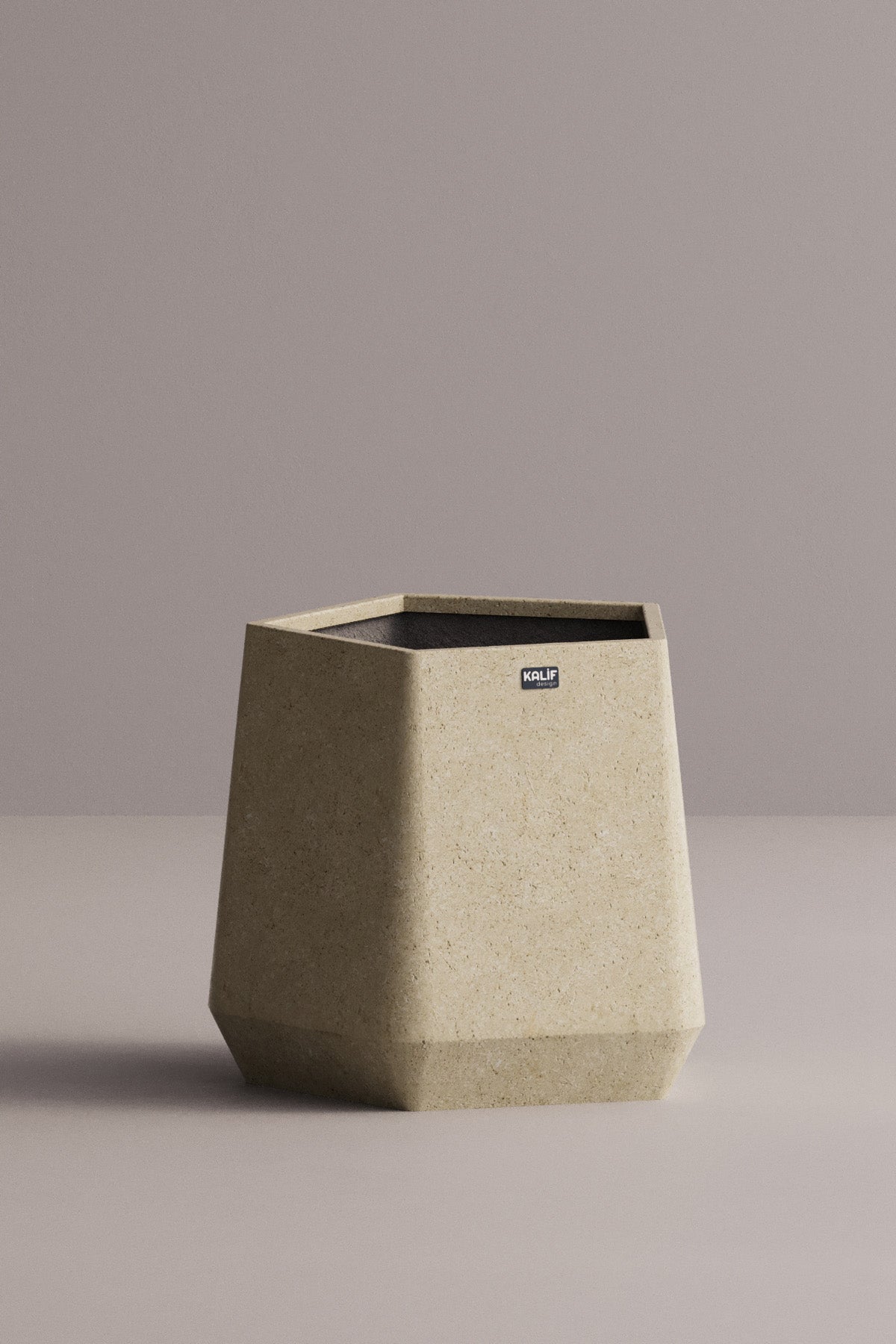 Beşgen Saksı Modeli Ikarus | Beton Saksı | Kalif Design